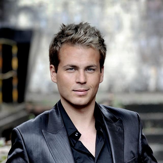 Tobee veröffentlicht Best Of Album „Jetzt ist der Teufel los“