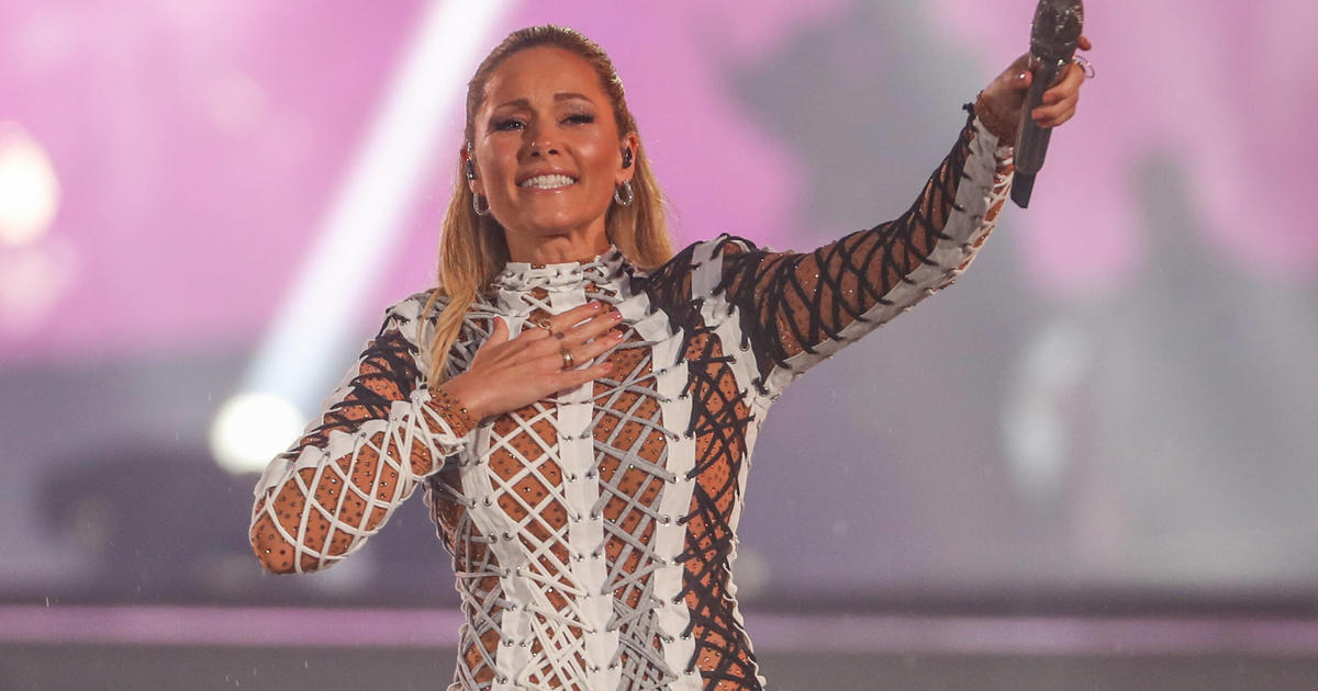 Helene Fischer braucht Pause auf dem MEGA Konzert!