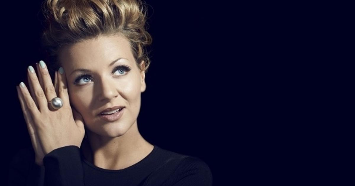 Ella Endlich frisch verliebt: Ihr Freund und sie turteln auch bei „Let ...