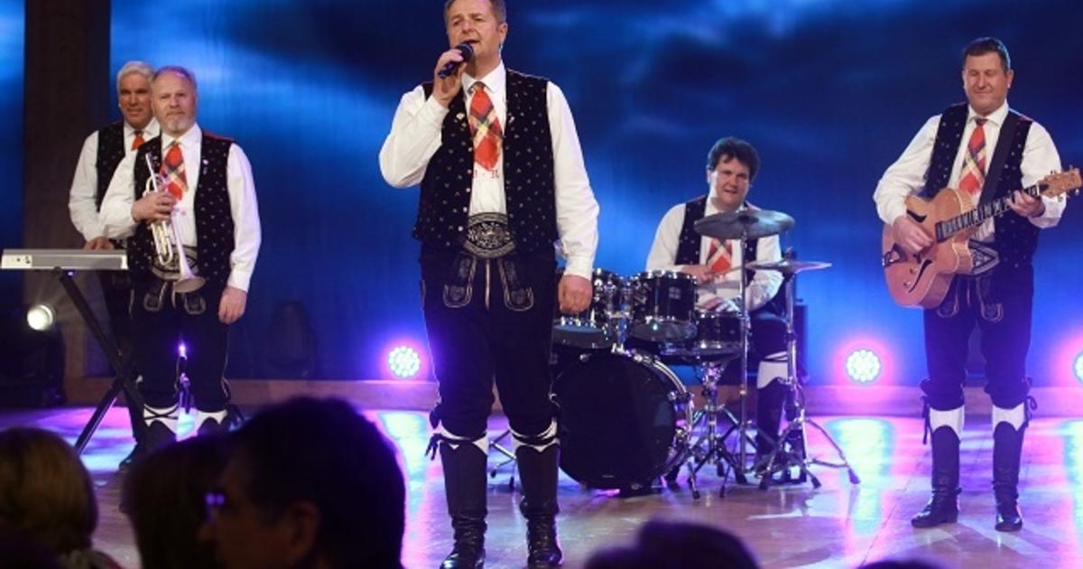 Norbert Rier wieder auf der Bühne mit den Kastelruther Spatzen